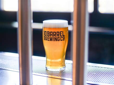 라거 레저 막대기 맥주 맥주 문화 맥주 탭 바 분위기 바 장면 바 카운터 바 탭 바텐더 밤문화 밤문화 사진 밤을 붓는 브루어리 사교 모임