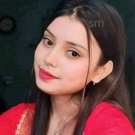 গরম ভাবীর নরম দেহ