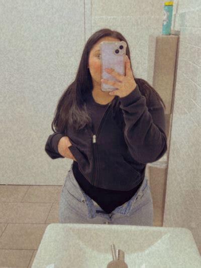 Lssss77 Cam Model Free Live Sex Show And Chat Stripchat