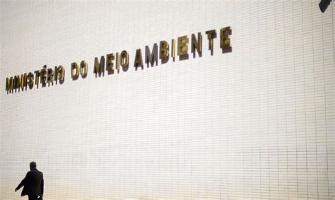 The Problem Of Restructuring Environmental Policy