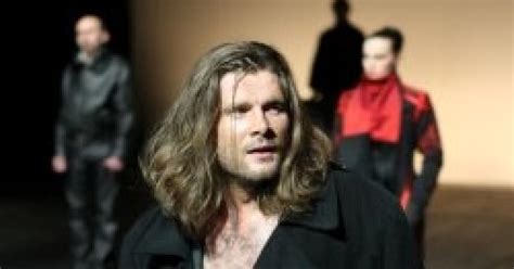 Milo Kráľ Herec Z Ubytovne