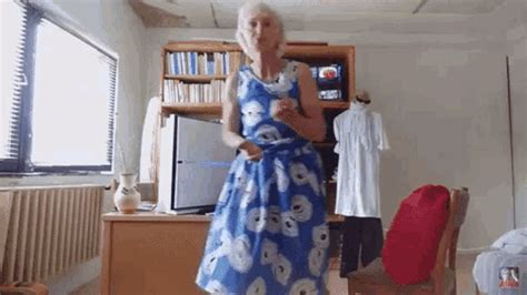 Lady Grandma S Tenor