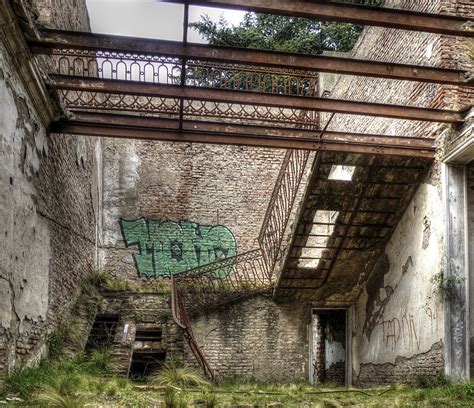 Galería De Lista De Edificios Abandonados En Latinoamérica 12