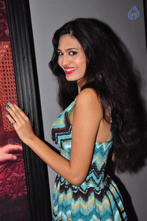 Shweta Jadhav Photos Photo 25 Of 41
