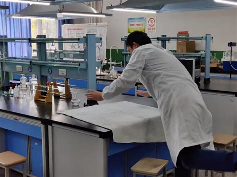 物理实验中心参与我校举行的化学类火灾应急演练 西南石油大学 理学院