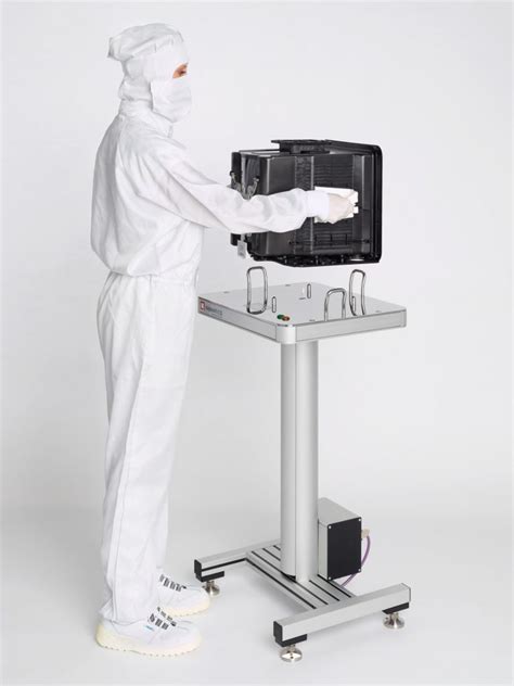 Slim Load Port Flexible Space Saver For Manual Access To FOUPs