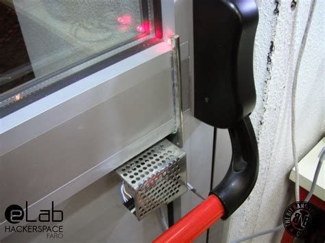 open your hackerspace door with a phone call hackaday