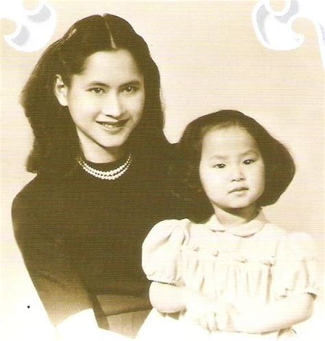 Wife 3 Was Srirasmi Suwadee Whom Maha Married In 2001 She Was A