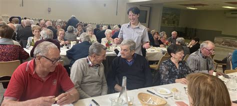 Chevrières Le Club Du Golat A Apprécié Son Repas Cabri