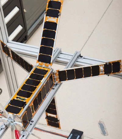 Shape Memory Alloy Mechanisms For CubeSats Tech Briefs