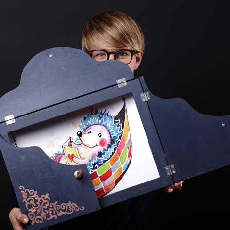 Novomeščanstvo NovomeŠki Odgovori UrŠa Lamut Pravljičarka