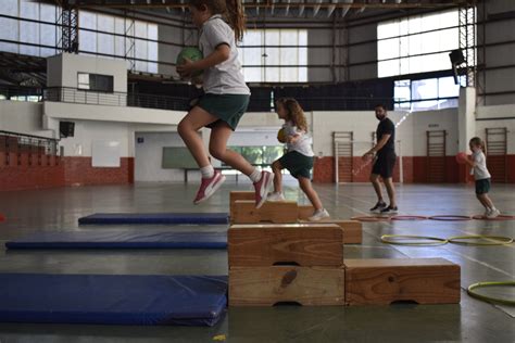 Área De Educación Física Colegio Santa Ethnea