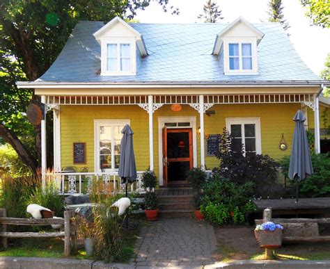 Solve Crepes Only Restaurant Jigsaw Puzzle Online With 143 Pieces