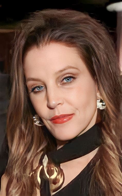 Pin De Connie Fehrmann En Lisa Marie Presley 1968 2023 Artistas