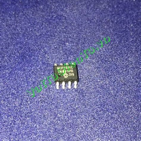 MCP2561E MCP2561T E SN MCP2561 E SN IC High Speed CAN Transceiver
