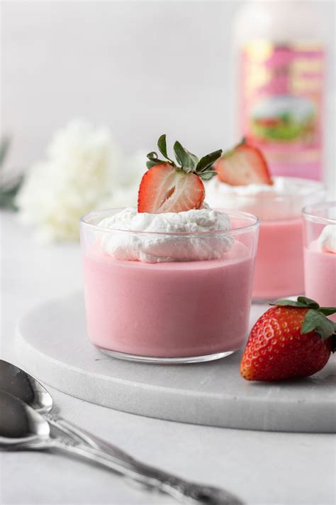 Boozy Strawberries And Cream Mousse Cups The Hungry Kitchen