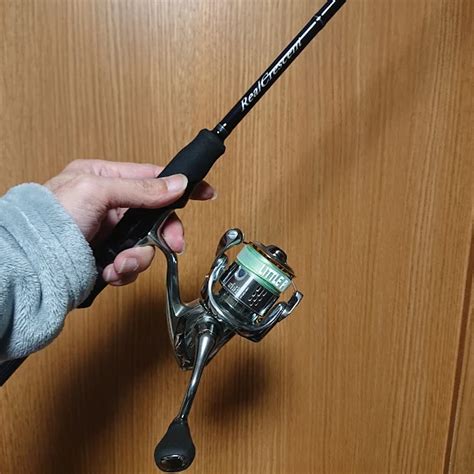 コレは極上！年末も近いのでこっそりあのメーカーのロッドを買ってみました。 スモールフィッシング