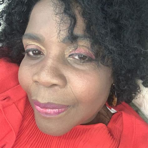 Marie Bourdeau Broker Sales Agemt Hpone Linkedin