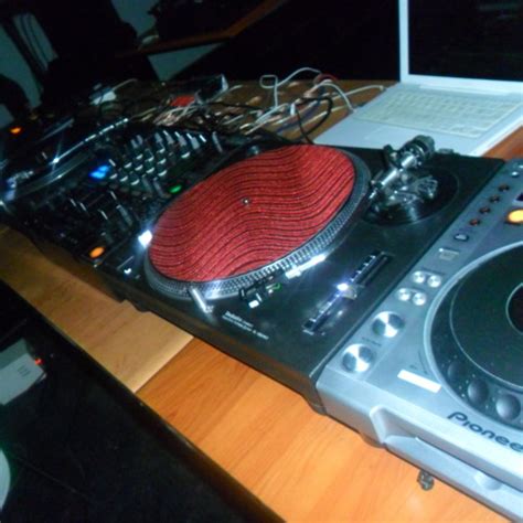 Stream Leonardo Ojeda 1 Music Listen To Songs Albums Playlists For