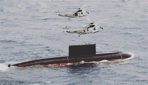 An Indian Kilo Class Sub [1079x626] Warshipporn