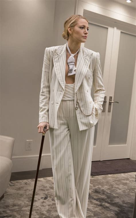 Anna Kendrick And Blake Lively A Simple Favor Photos And Posters