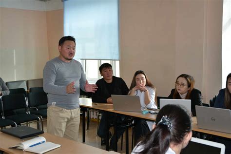 Сумын эрүүл мэндийн төвүүдийг мэргэжил арга зүйгээр хангалаа БАЯН ӨЛГИЙ АЙМГИЙН ЭРҮҮЛ МЭНДИЙН