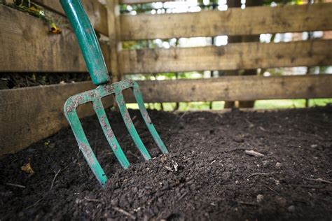 How To Make Your Own Compost Steam Moorland Garden Centre