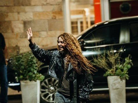 Así Fue La Llegada De Shakira A La Argentina