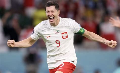 Against Run Of Play Poland Defeats Saudi Arabia 2 0 Doha News Qatar