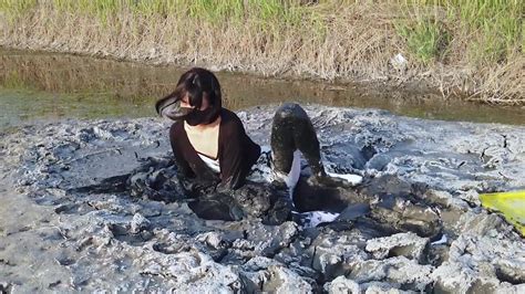 Femboy In Quicksand ThisVid