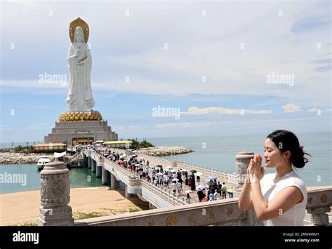 Sanya China August 21 2023 Tourists View Sea Guanyin Of Sanya