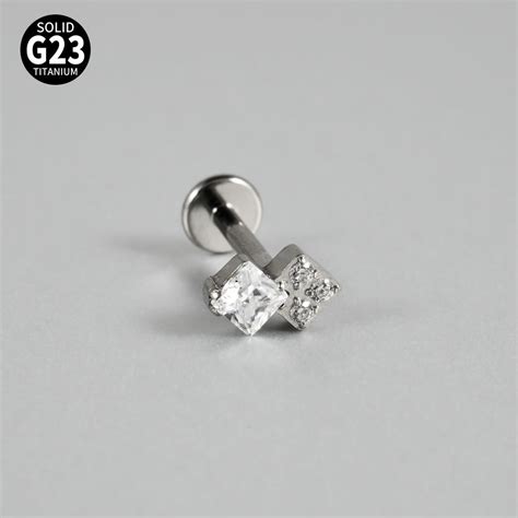 1 Pc G23 Titanium Micro Pave Cubic Zirconia Cartilage Earrings