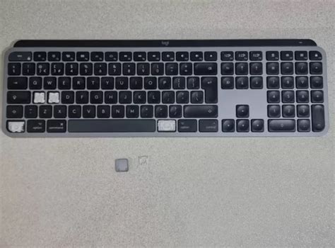 Logitech Mx Keys Mac Individual Replacement Keycaps Yr0073 Uk Qwerty Layout Blac £4 60 Picclick Uk