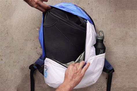 Zujipuli Nana เพราะโลกอยากลดขยะ เปลี่ยนสิ่งที่ดูใช้การไม่ได้แล้ว ให้เป็นกระเป๋าสุดอะเมซิ่ง