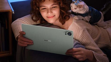 Huawei Siapkan Tablet Flagship Kompak Dengan Layar Oled Inci