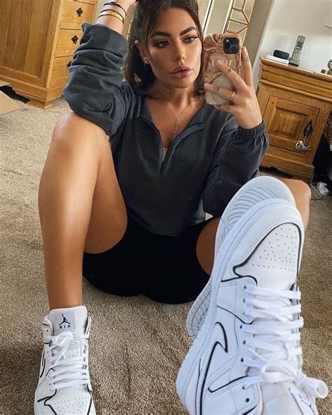 Megan Barton Hanson Instagram Snaps May 2020 Celebrity Photos Daily