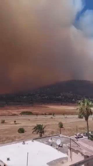 Српски Инфо Штаб On Twitter ПОЖАР КОД АТИНЕ Због јаког ветра власти хитно наредиле евакуацију