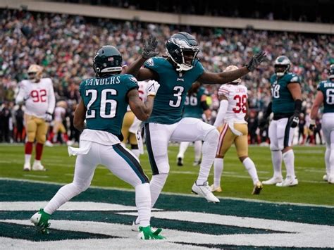 Eagles Mark Start Of Training Camp With Back To School Photoshoot