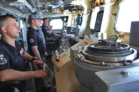 Бойова підготовка Екіпажем Фрегат Гетьман Сагайдачний ВМС ЗС України флагманом українського