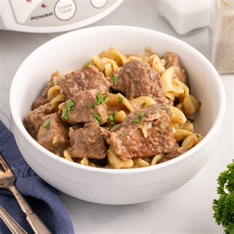 Corned Beef Egg Rolls Amandas Cookin Apps And Finger Foods