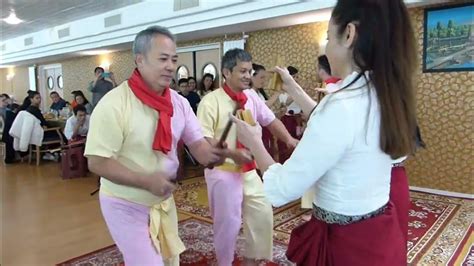 របាំ ក្រាប Youtube