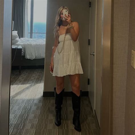 Emma Baker Emmawattbaker On Threads