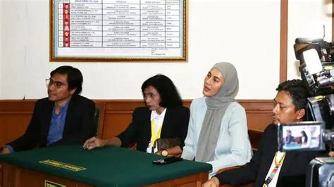 Baim Wong Kumpulkan 82 Bukti 11 Saksi dan 3 Ahli dalam Sidang Cerai ...