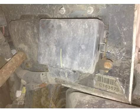 Mack Cx Fuse Box In Spencer Ia 200 00 24707875