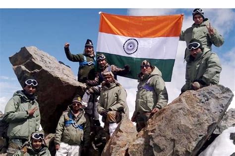 पुण्यतिथि विशेष जानिए परमवीर चक्र विजेता कैप्टन मनोज कुमार पांडे की कहानी Captain Manoj Kumar