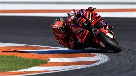 Difference Between MotoGP And Superbikes Differences Org