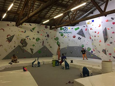 Alpha Boulder Gym Giubiasco Things To Do In Ticino