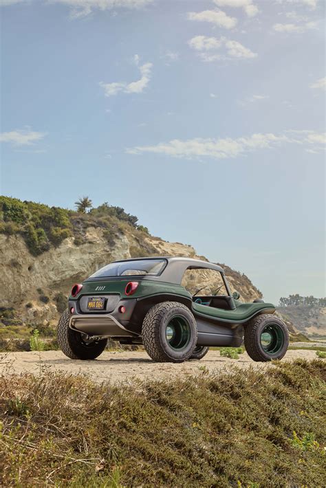 Vw Beetle Electric Concept Makes Surprise Appearance In Paris R