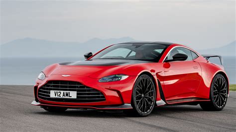 2022 V8 Vantage