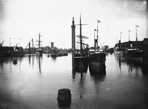 Nostalgic Pictures Of Grimsby Docks From The Early 1900s To Early 2000s